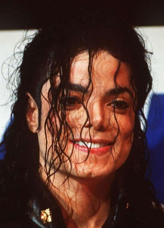 16 Pictures Showing Michael Jackson’s facial transformation - Music Raiser