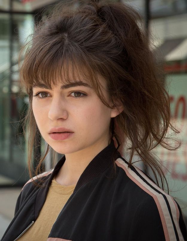 14 Sexy Photos of Alba Gaia Bellugi That Will Make Your Day - Music Raiser