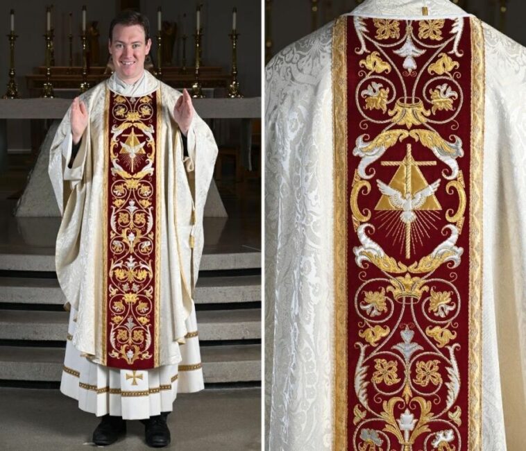 What Are Vestments And Their Purpose - 2024 Guide - Music Raiser