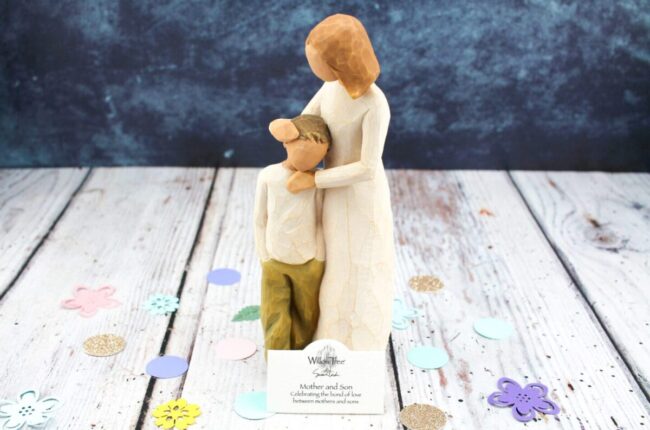 The Delicate Artistry of Willow Tree Figurines - Music Raiser