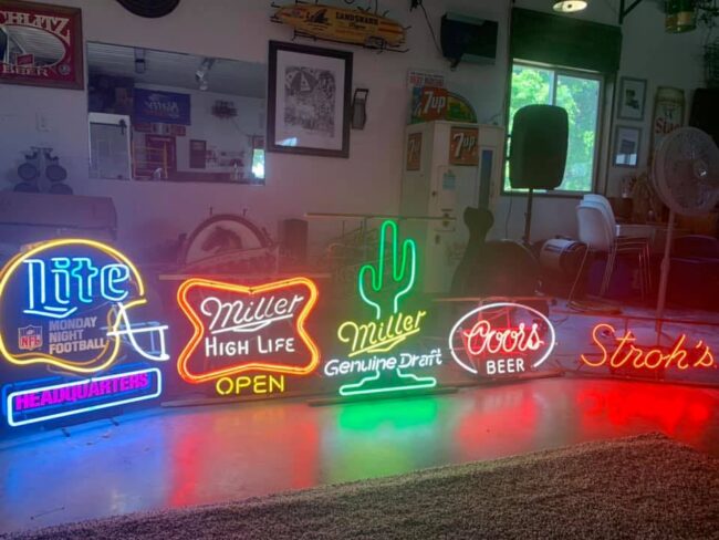 Style Your Place With Beer Light Up Signs - Music Raiser