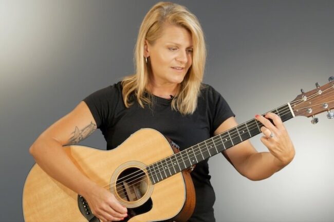 How to Play Guitar - 11 Essential Tips for Beginners - Music Raiser
